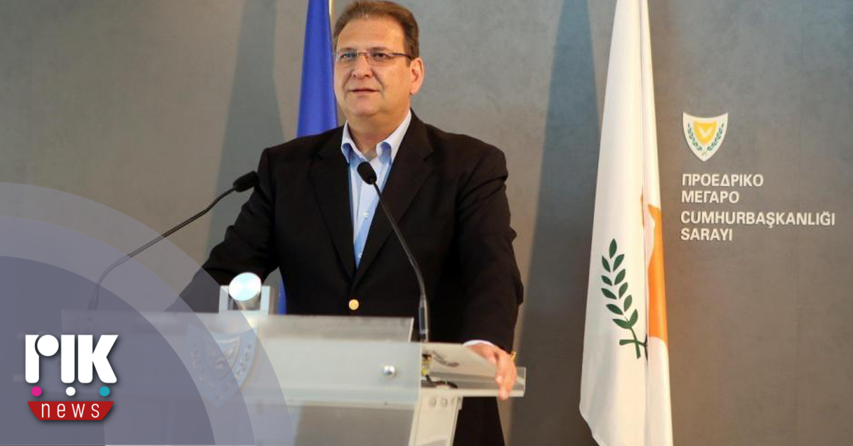 Β. Παπαδόπουλος: Έντονο διπλωματικό παρασκήνιο για το Κυπριακό