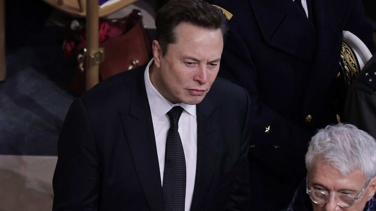 Η περιουσία του Ίλον Μασκ ξεπέρασε το όριο του ενός τρισεκατομμυρίου ...